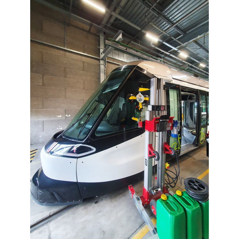 Find Plus Compact heavy goods vehicle and bus glazing removal and ...