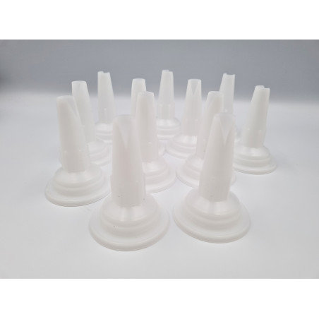 Pre-cut nozzles x12 to size for 400 or 600ml saussage windshield ...