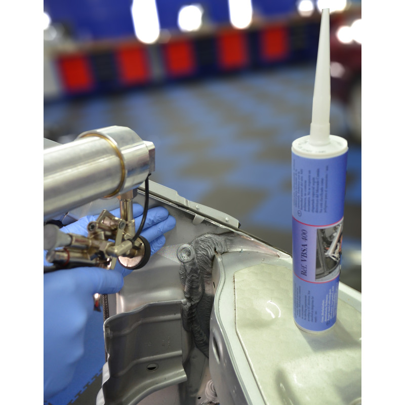 Spray gun + nozzles for mastic sealant France | Car bodywork, windscreens