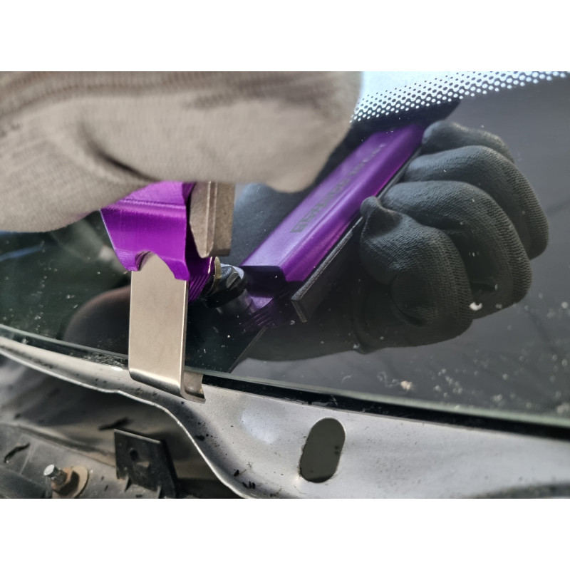 REPAREGLASS adjustable cold knife France | windshield repair